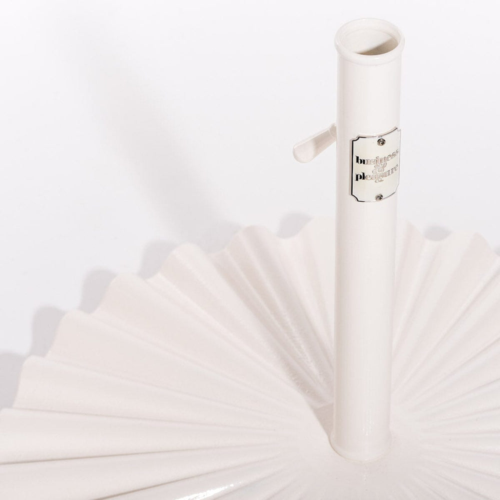 The Clamshell Base - 55 lbs - Antique White | Business & Pleasure Co.