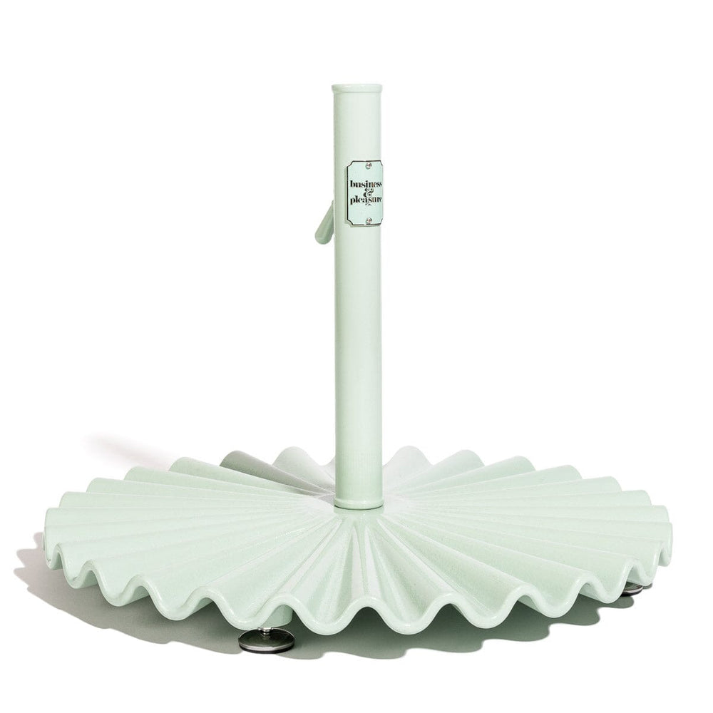 The Clamshell Base - 55 lbs - Sage | Business & Pleasure Co.