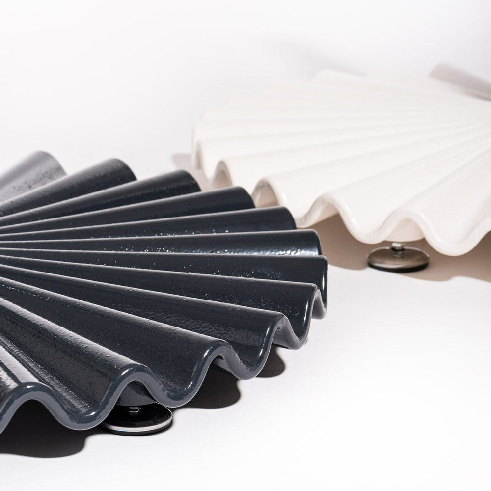 The Clamshell Base - 55 lbs - Vintage Black | Business & Pleasure Co.